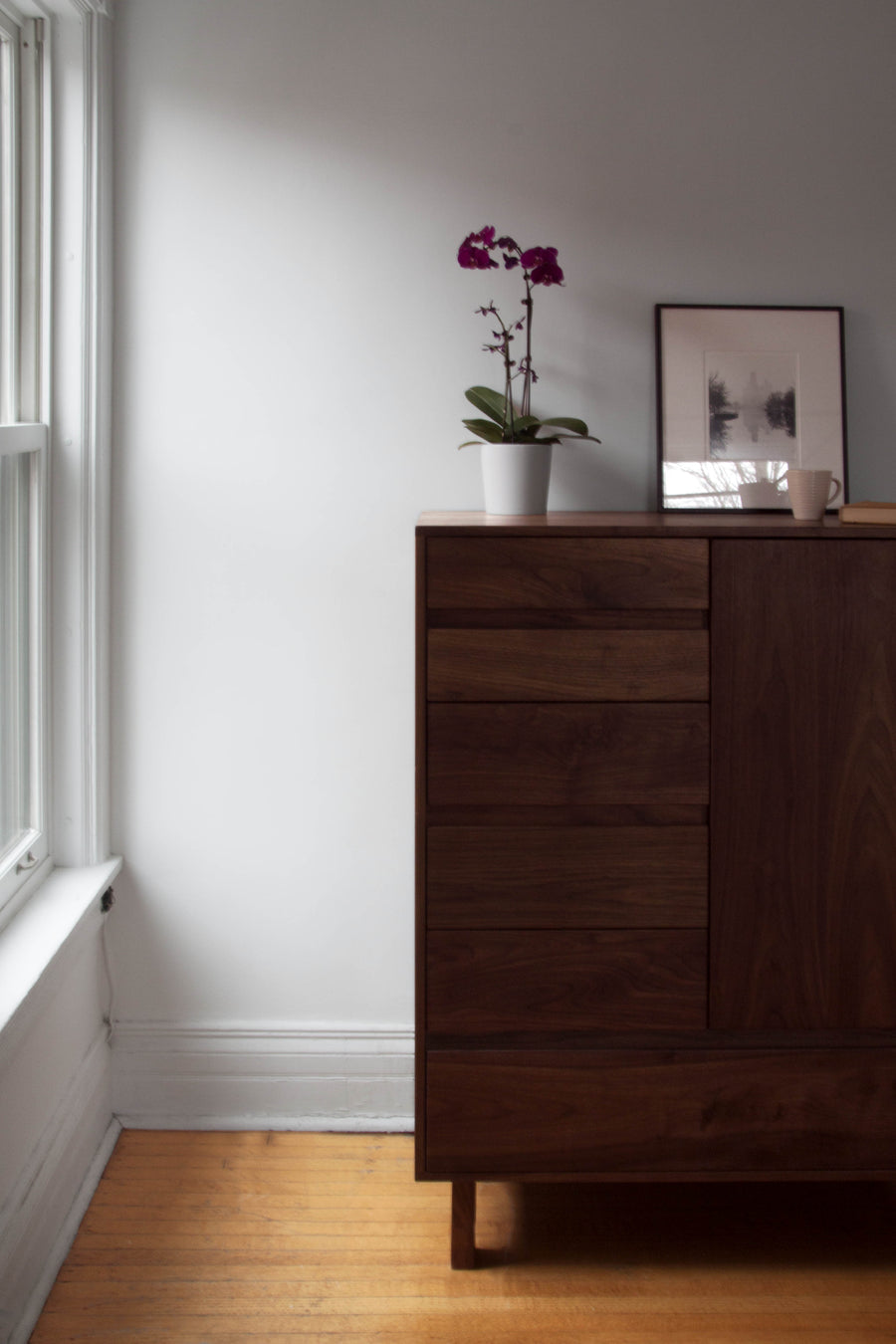 Ada Wardrobe Low – 57st. design